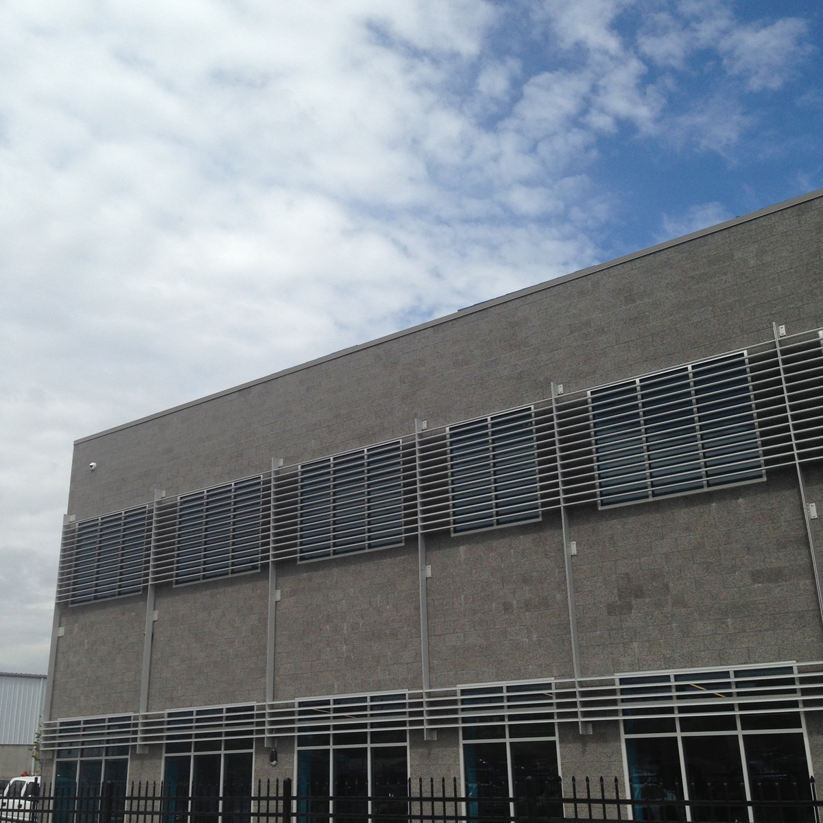 Sunshades-Itineris Early College High School-02 | AGS