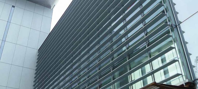 Vertically Mounted Horizontal Sunshades